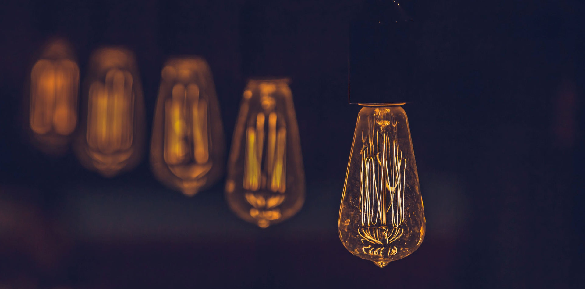 CHLOE Lighting - Finest Tiffany Style Lamps & Home Décor from Texas ...